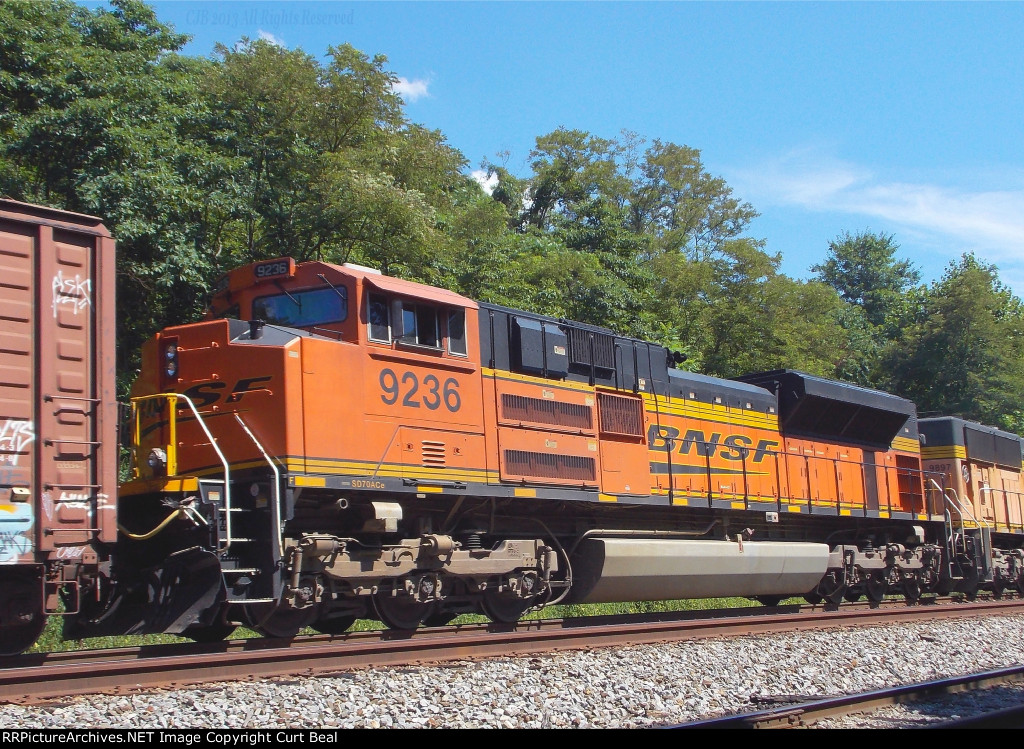 BNSF 9236